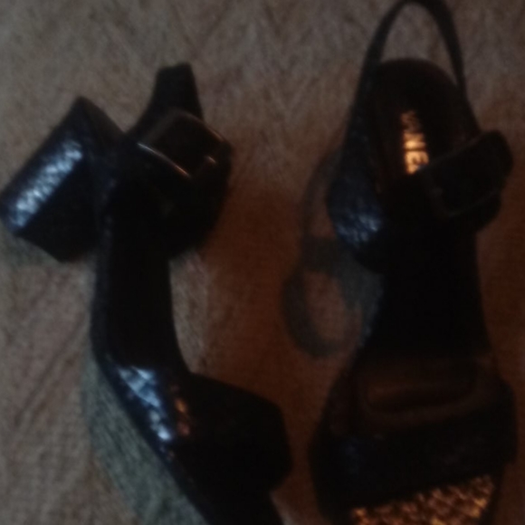 Vaneli | Shoes | Vaneli Shoes 9 2 M | Poshmark